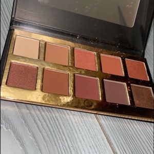 Crown | Makeup | Crown Pro Eyeshadow Palette | Poshmark